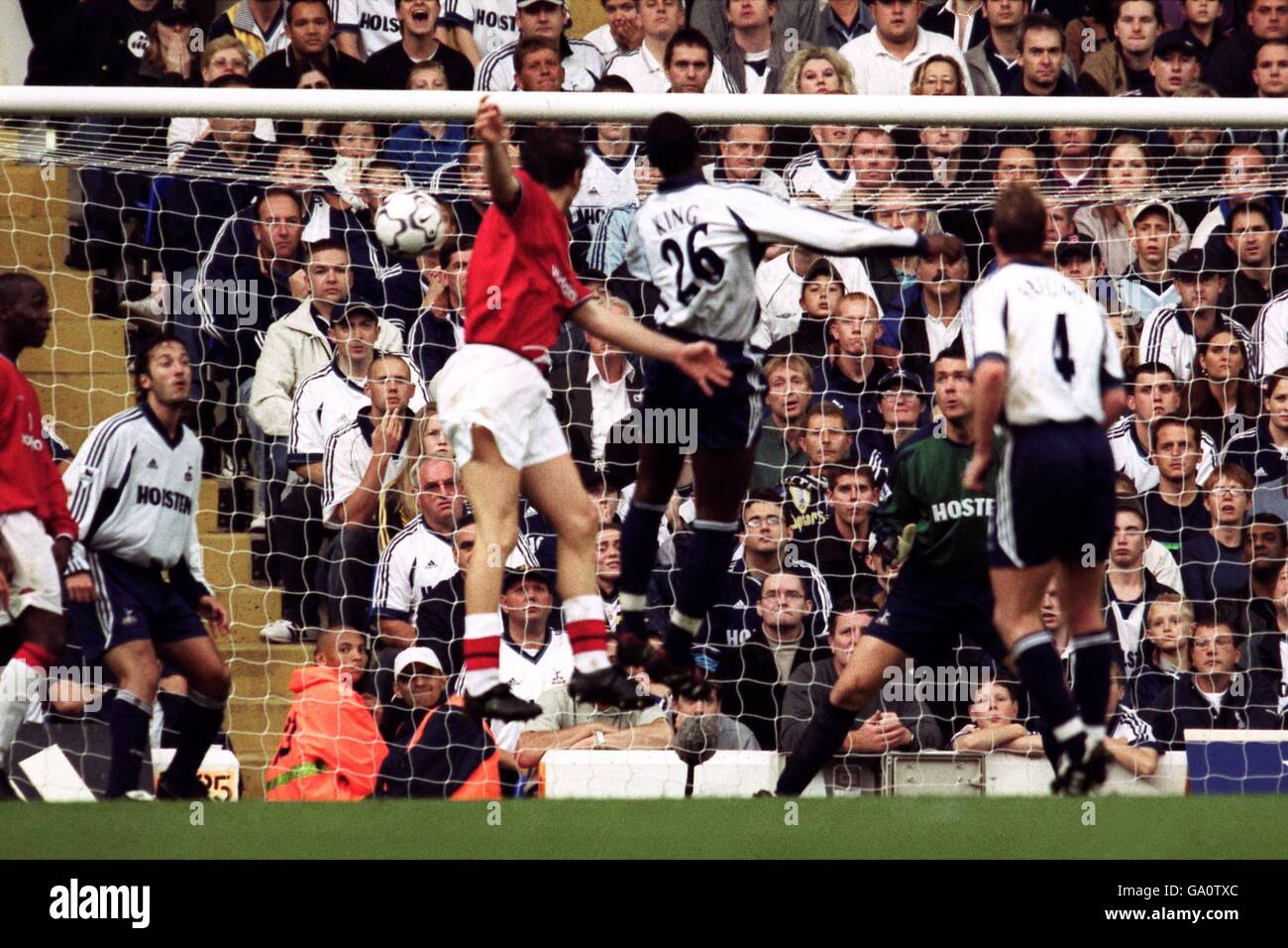 Manchester United's Laurent Blanc scoring the second goal against ...