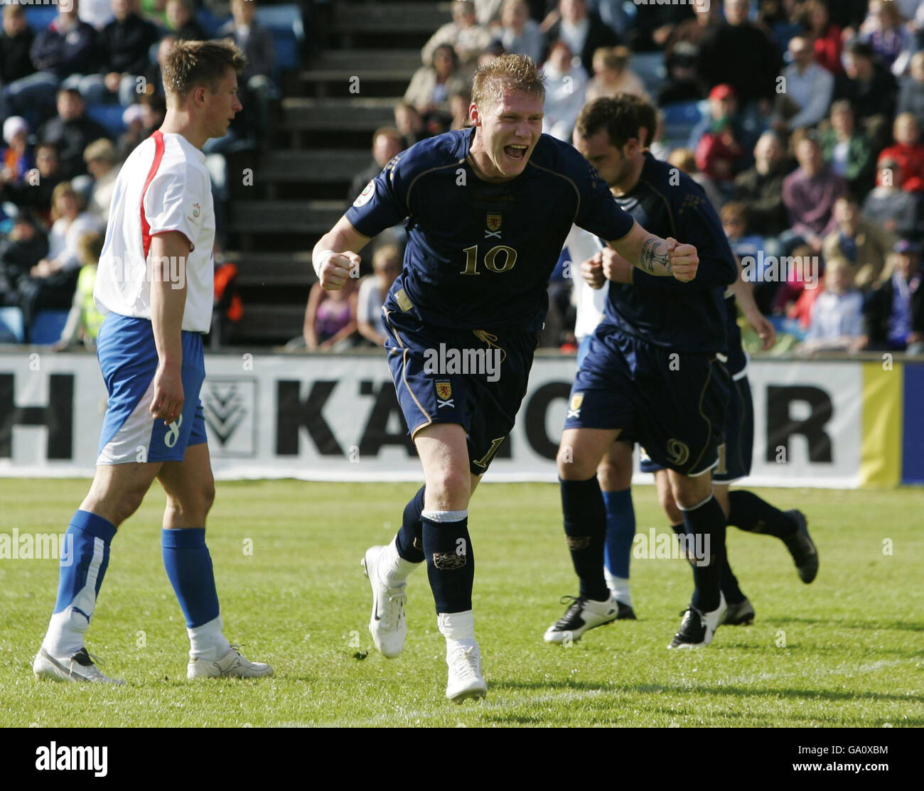 Scotland's Garry O'Connor celebrates scoring against Faroe Islands ...