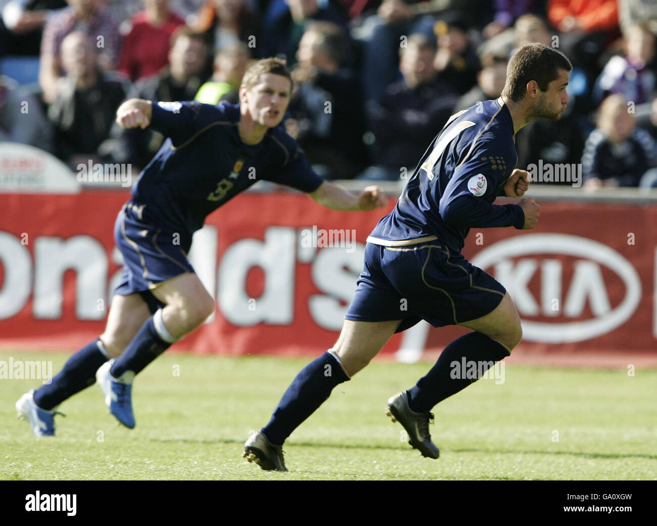 Scotland's Shaun Maloney (right) celebrates scoring against Faroe's ...