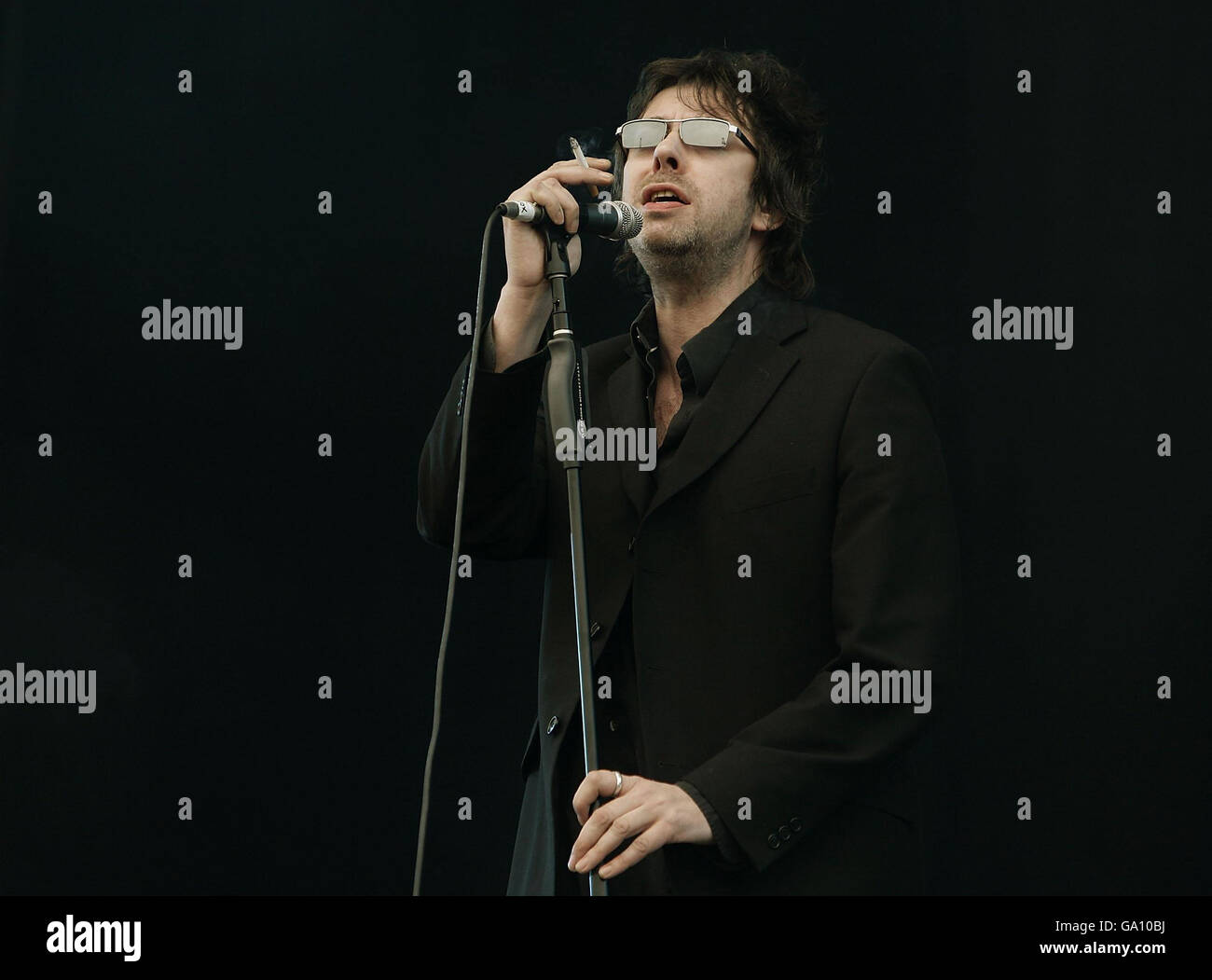 Echo and the bunnymen ian mcculloch hi-res stock photography and images ...