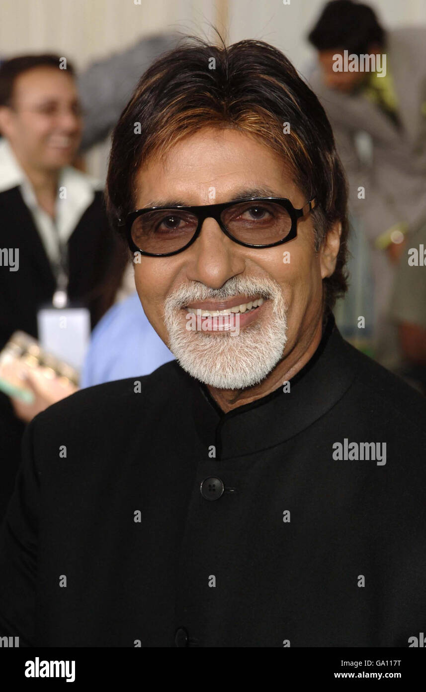Amitabh Bachchan arrives for the International Indian Film Academy ...