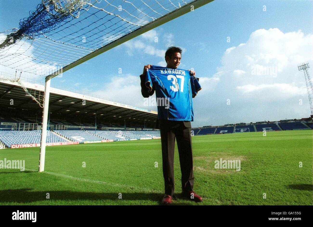 Japanese international goalkeeper Yoshikatsu Kawaguchi in the goalmouth ...