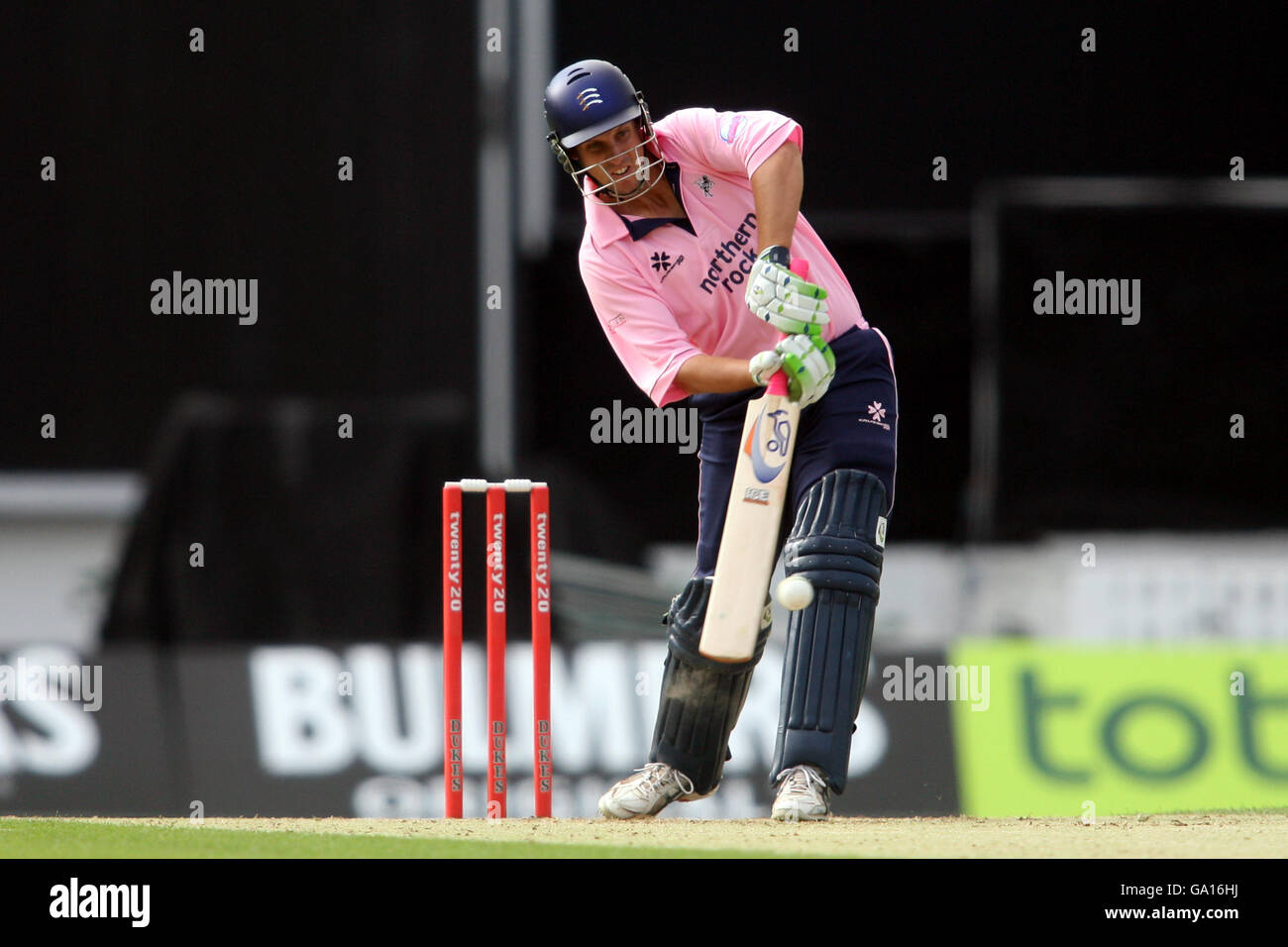 Sport cricket action ed smith hi-res stock photography and images - Alamy