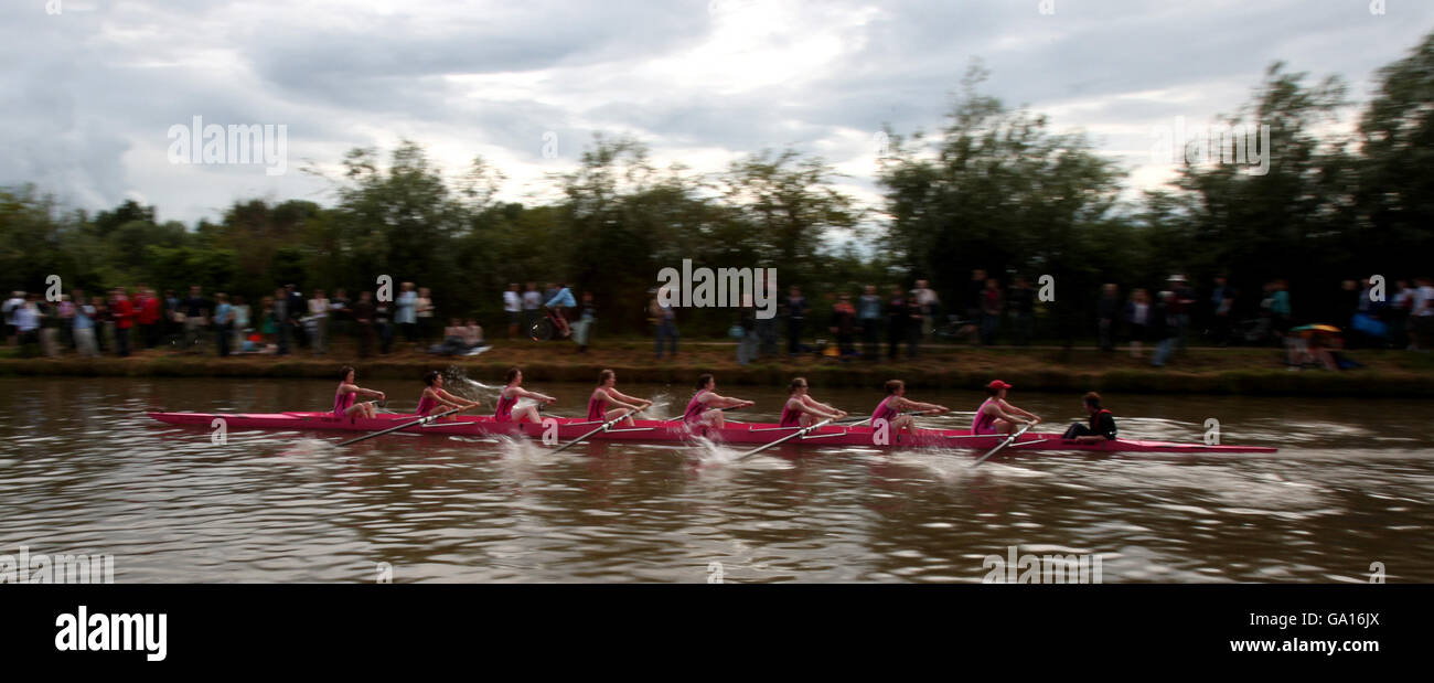 May bumps cambridge hi-res stock photography and images - Alamy