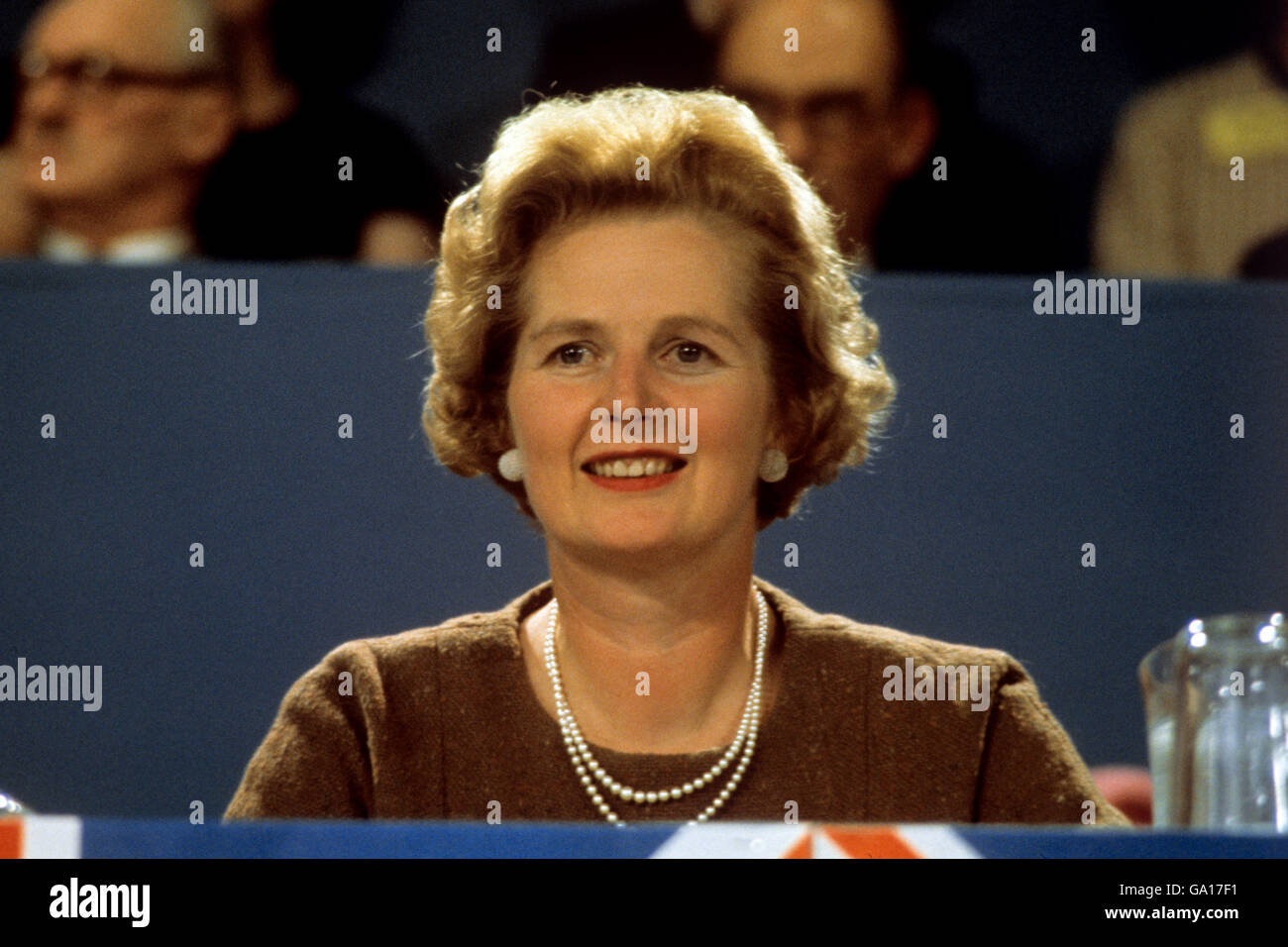 Margaret thatcher smiling hi-res stock photography and images - Alamy