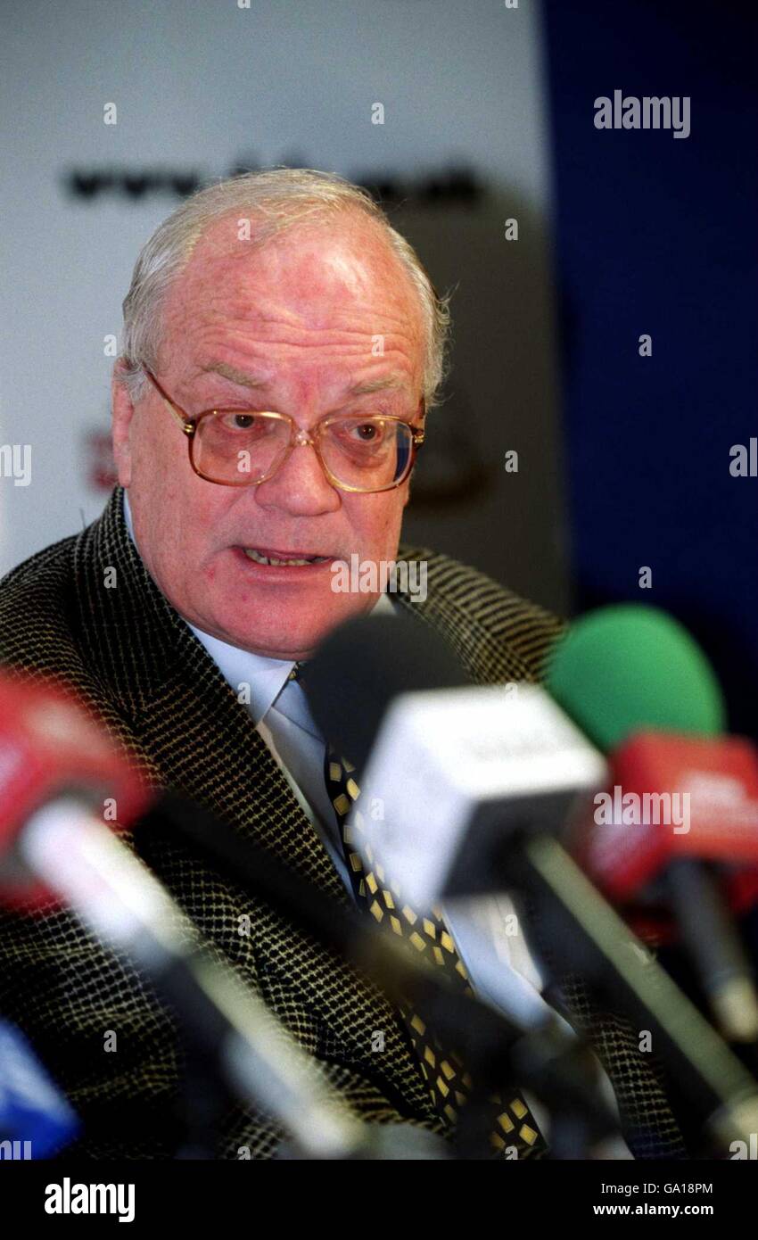 Derby County Chairman Lionel Pickering at the press conference to ...