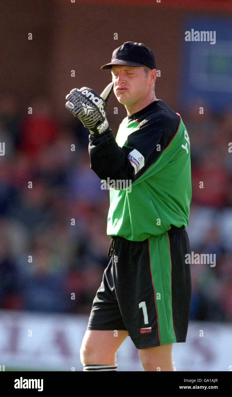 Roger freestone hi-res stock photography and images - Alamy