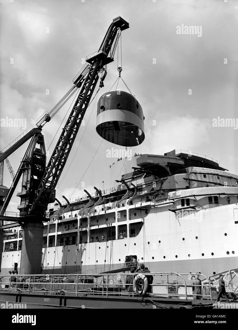 Union castle ship hi-res stock photography and images - Alamy