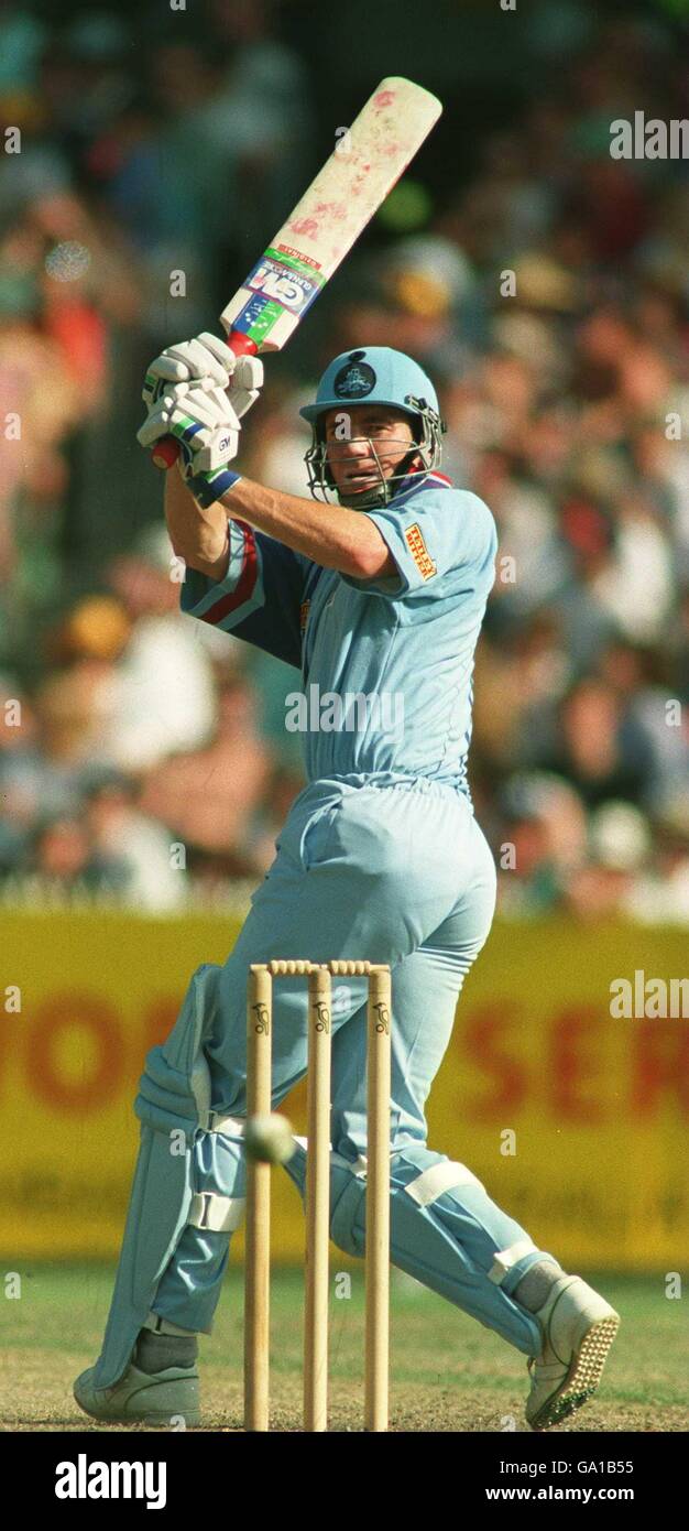 12 dec 94 cricket craig white hi-res stock photography and images - Alamy