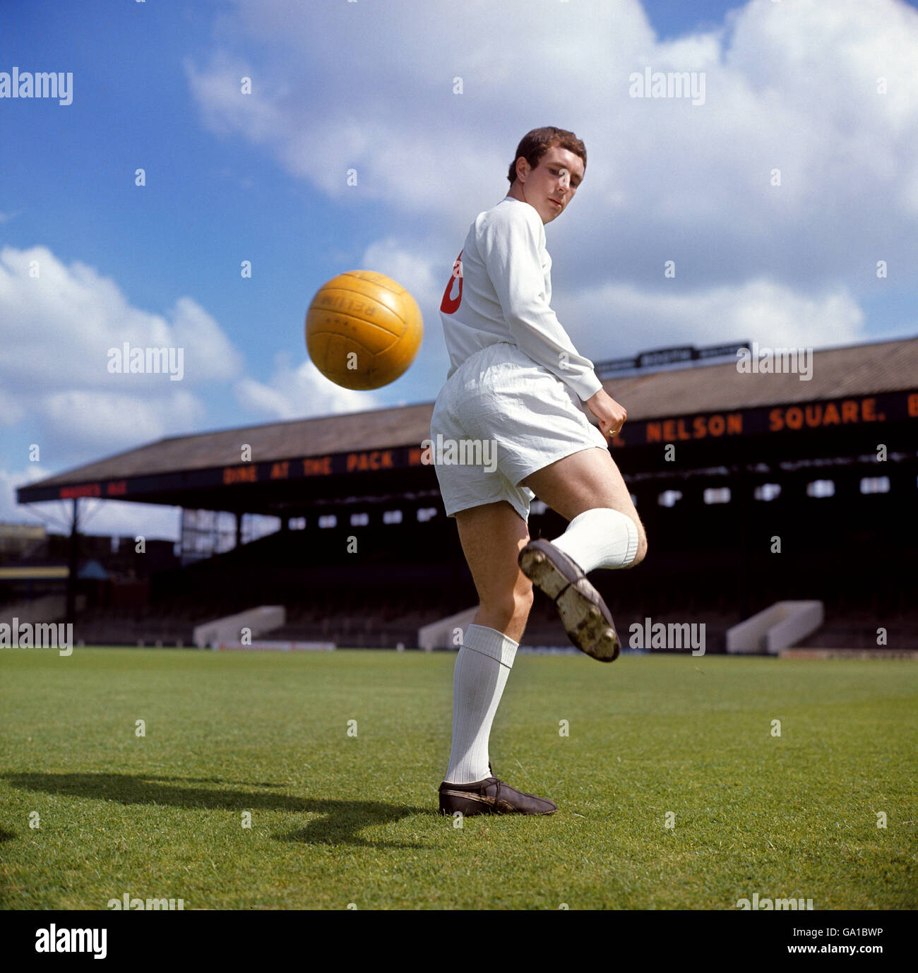 1960s football sport training hi-res stock photography and images - Alamy