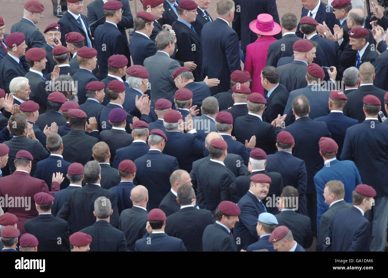 Baronness Thatcher (in pink) meets Falklands veterans on The Mall in ...