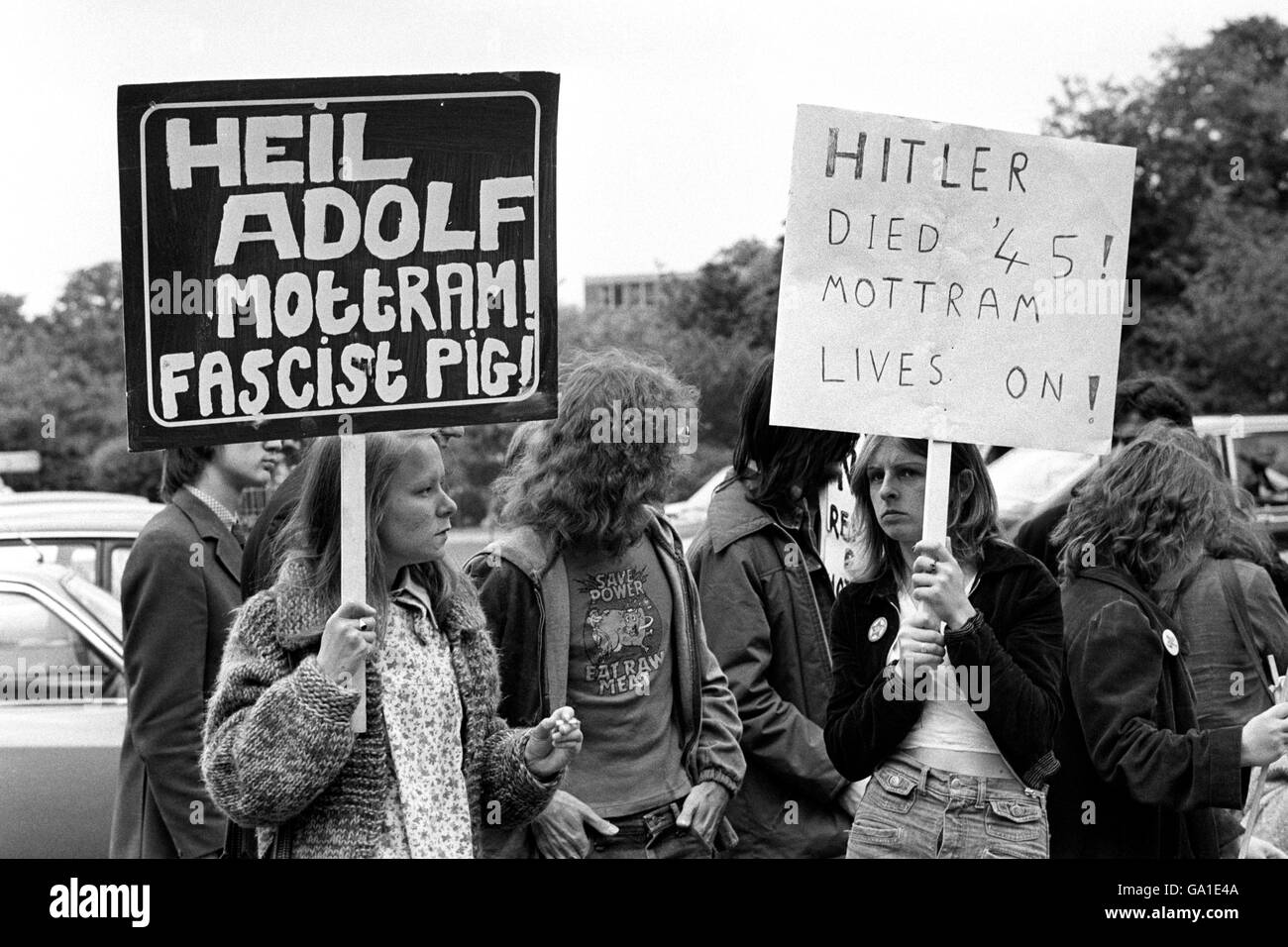 Tennis - Buster Mottram protest Stock Photo - Alamy
