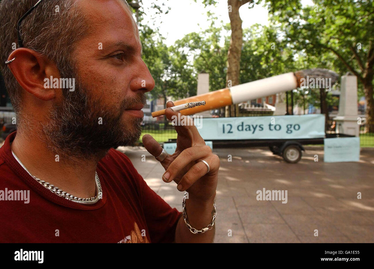Giant cigarette hi-res stock photography and images - Alamy