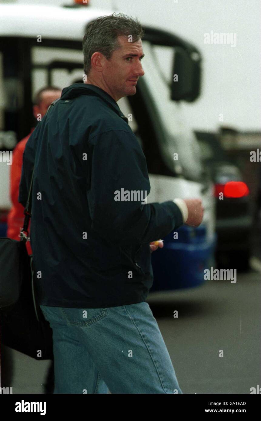 England cricketer caddick hi-res stock photography and images - Alamy