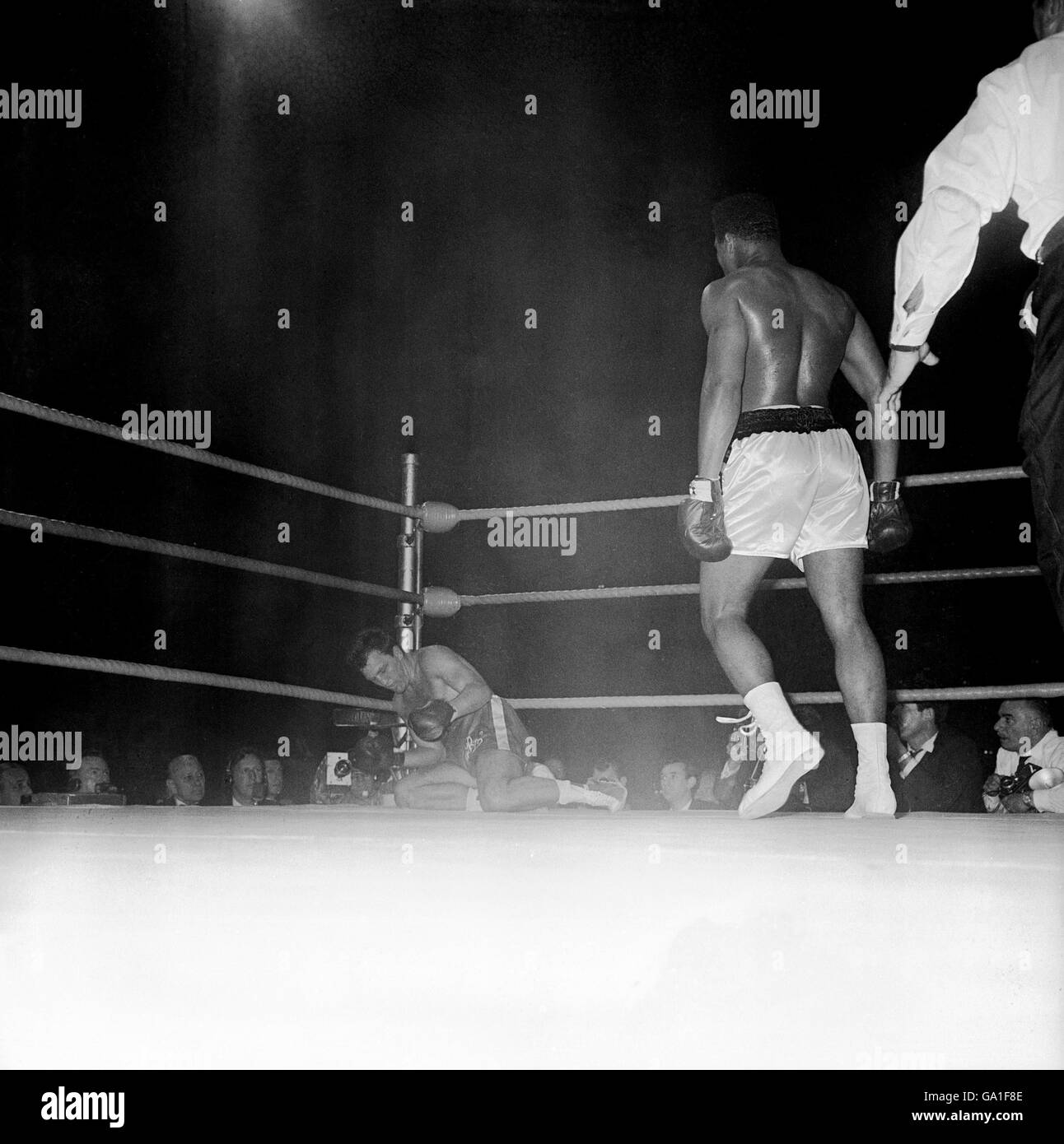 Boxing - World Heavyweight Championship - Muhammad Ali v Brian London ...