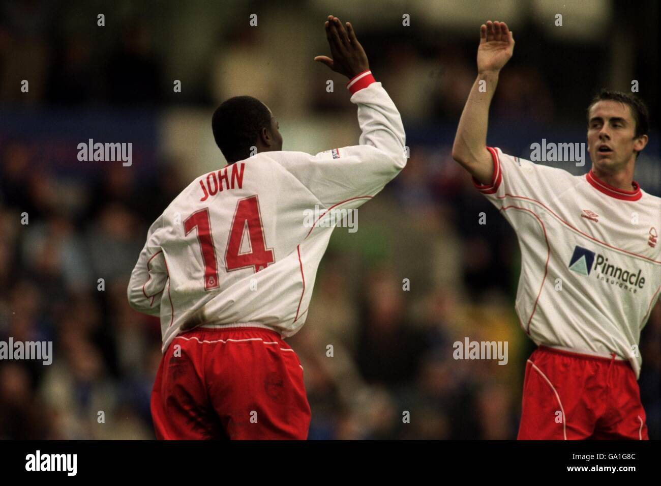 David prutton forest goal hi-res stock photography and images - Alamy