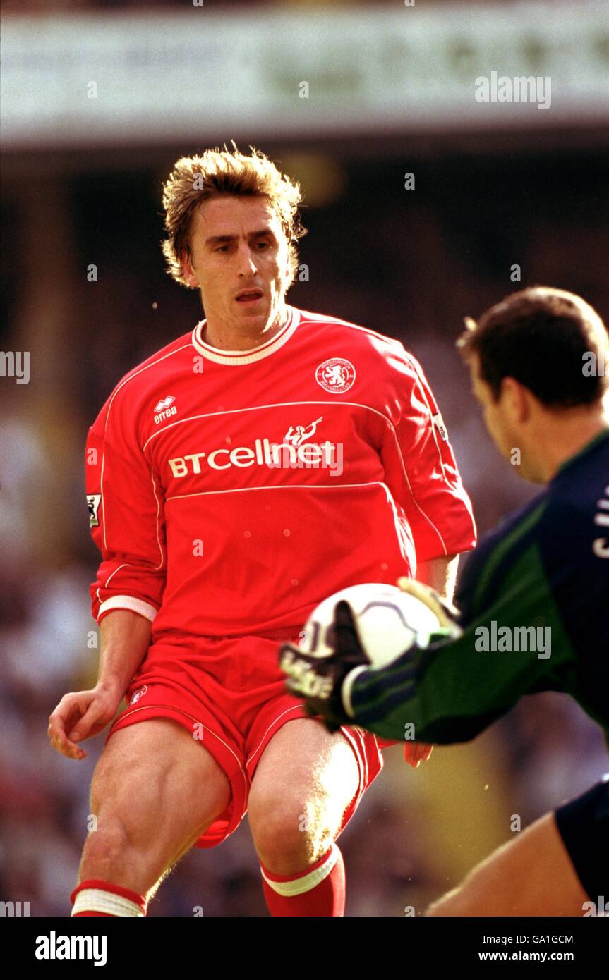 Tottenham hotspur goalkeeper neil sullivan hi-res stock photography and ...