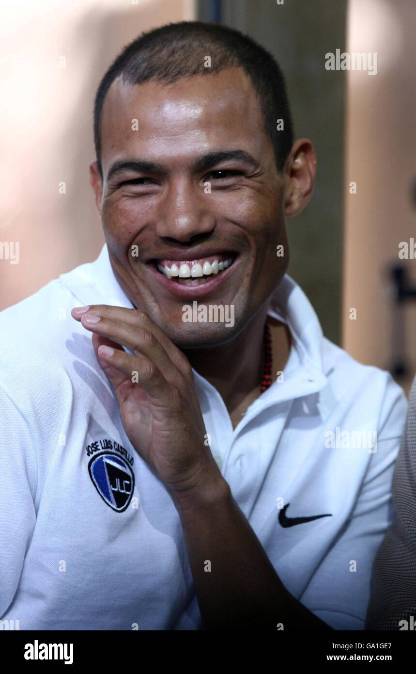 Mexico's Jose Luis Castillo laughs following a press conference at Wynn ...