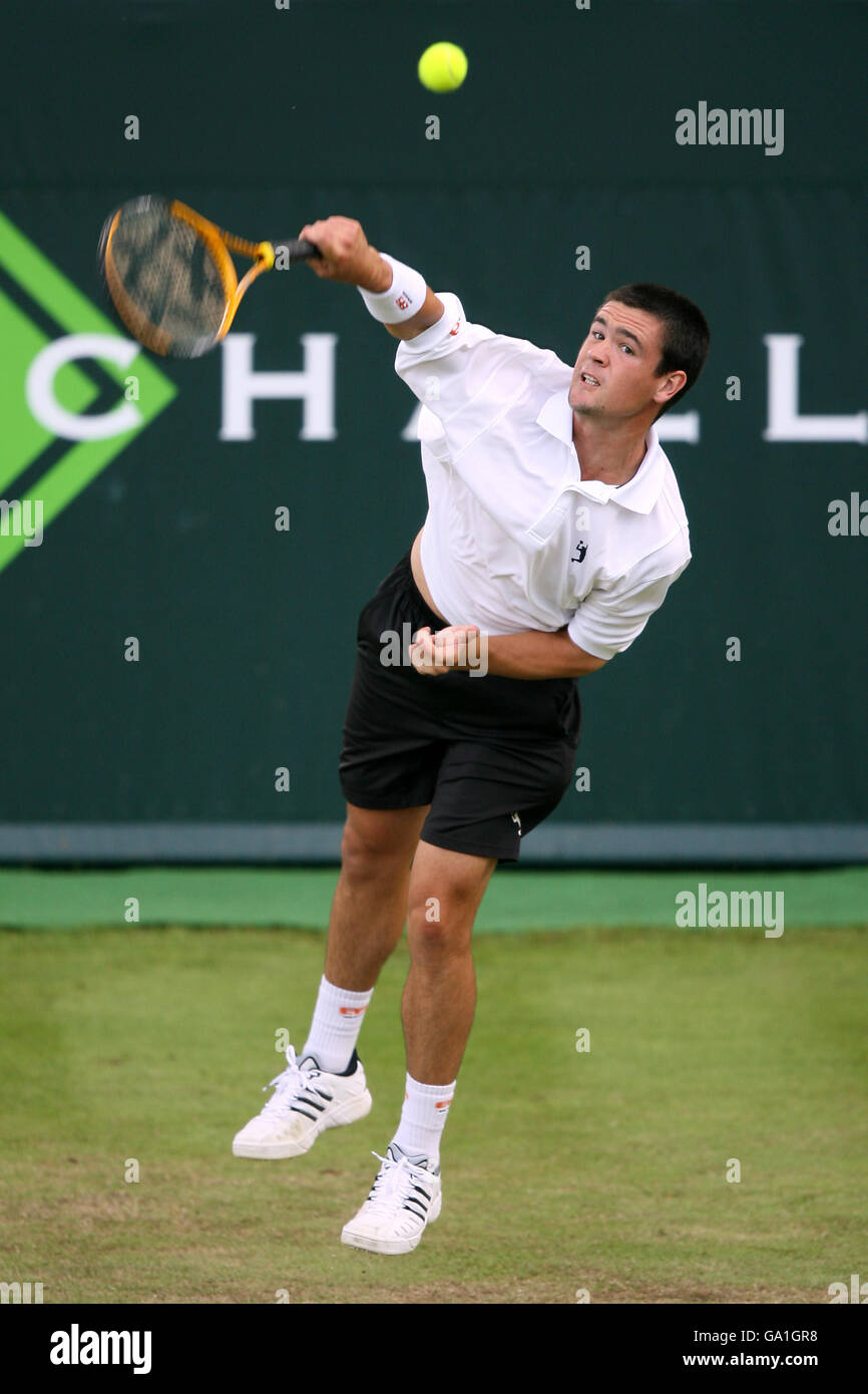 Jamie baker tennis action hi-res stock photography and images - Alamy