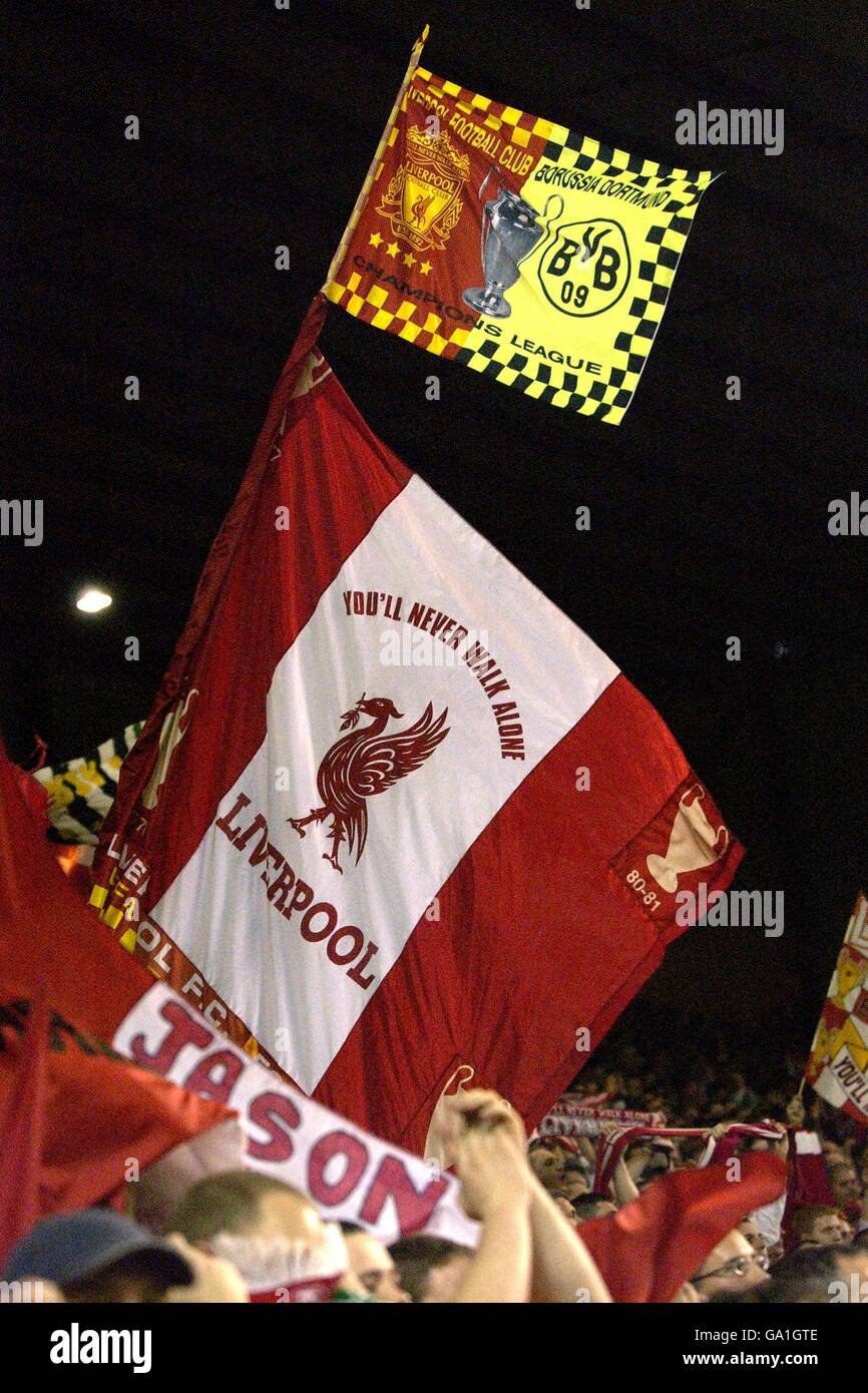 Borussia dortmund fans support their team hi-res stock photography and images - Alamy