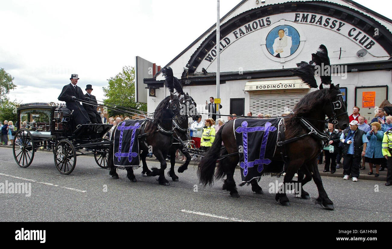 Bernard Manning's horse drawn hearse passes his world famous Embassy ...