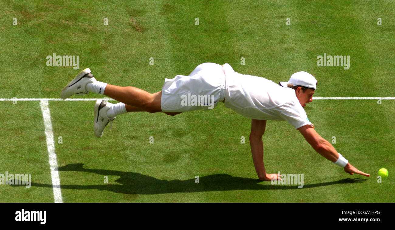 Tennis - Wimbledon Championships 2007 - Day Two - All England Club ...