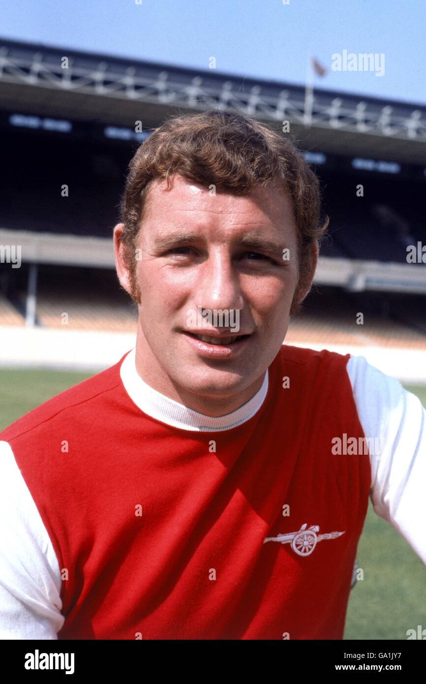 Football terry neill hi-res stock photography and images - Alamy