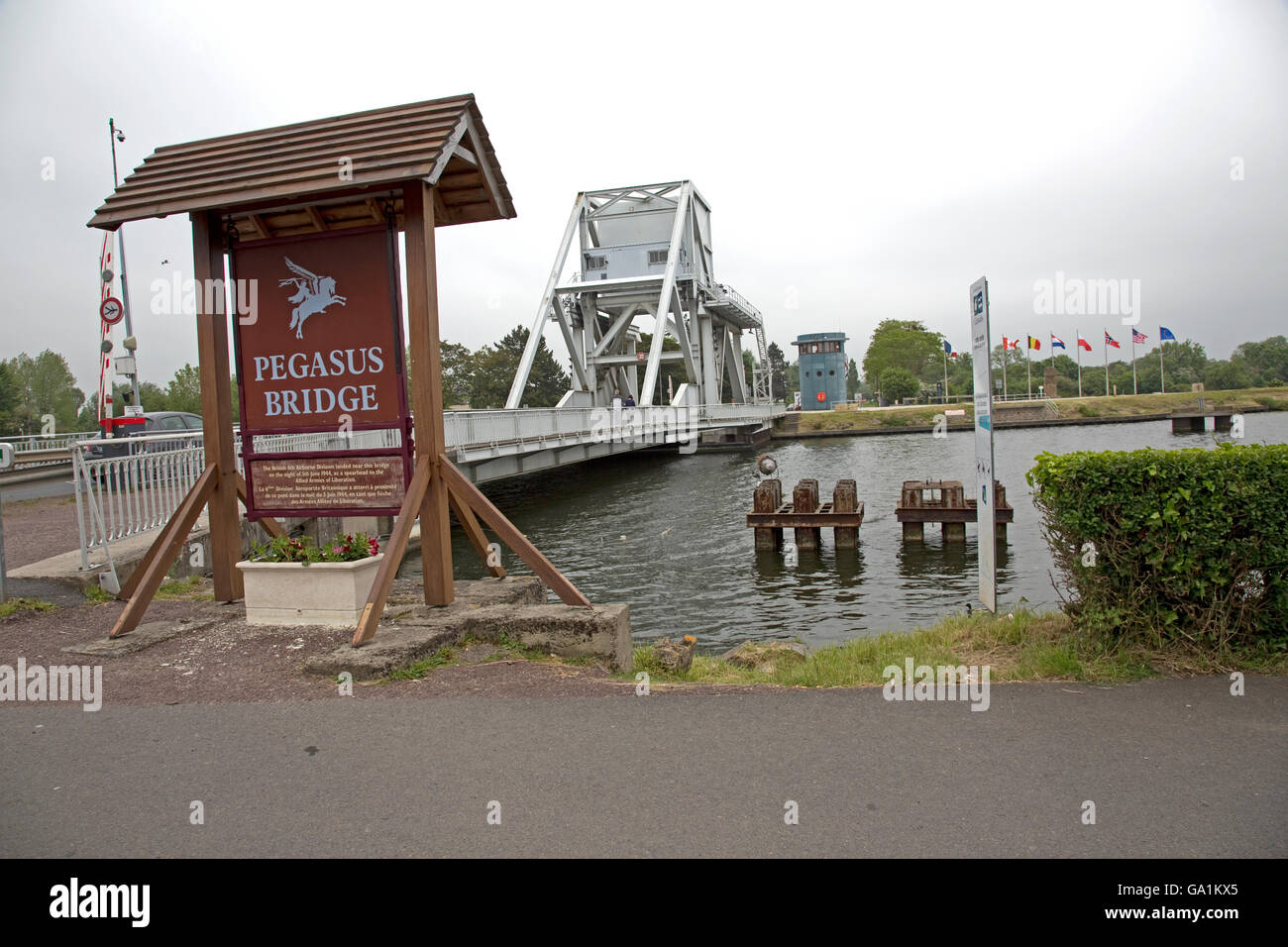 Caen canal hi-res stock photography and images - Alamy