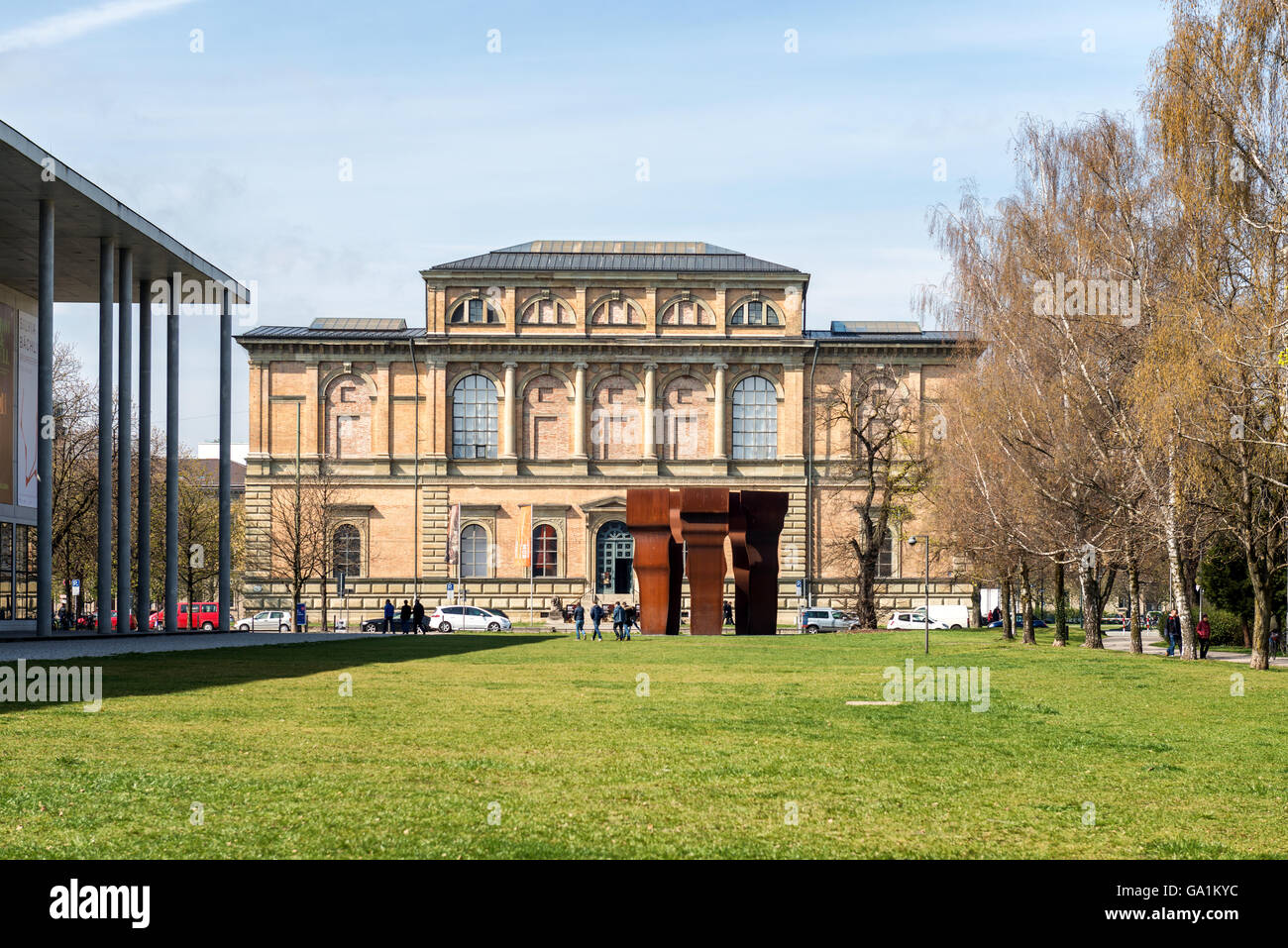The old pinakothek museum alte pinakothek hi-res stock photography and ...