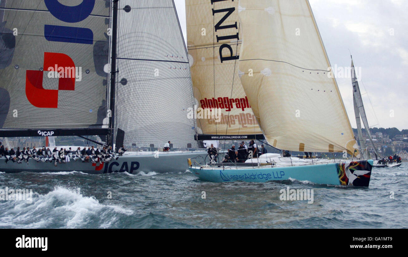 Sailing - Round the Island Race - Cowes Stock Photo - Alamy