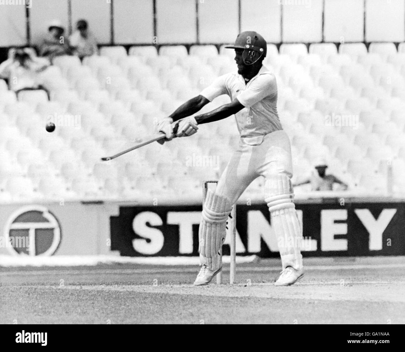 Cricket malcolm Black and White Stock Photos & Images - Alamy