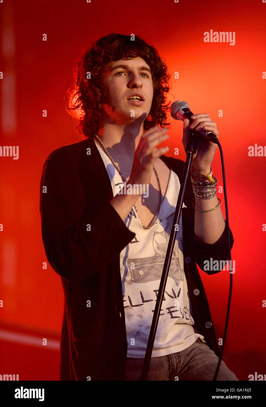 The kooks luke hi-res stock photography and images - Alamy