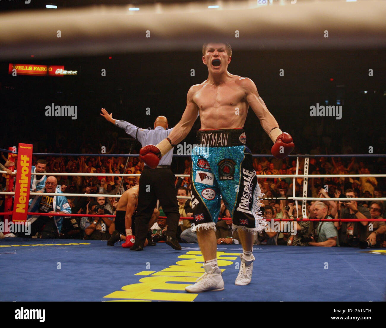 Boxing - Ricky Hatton v Jose Luis Castillo - Light Welterweight - Las ...