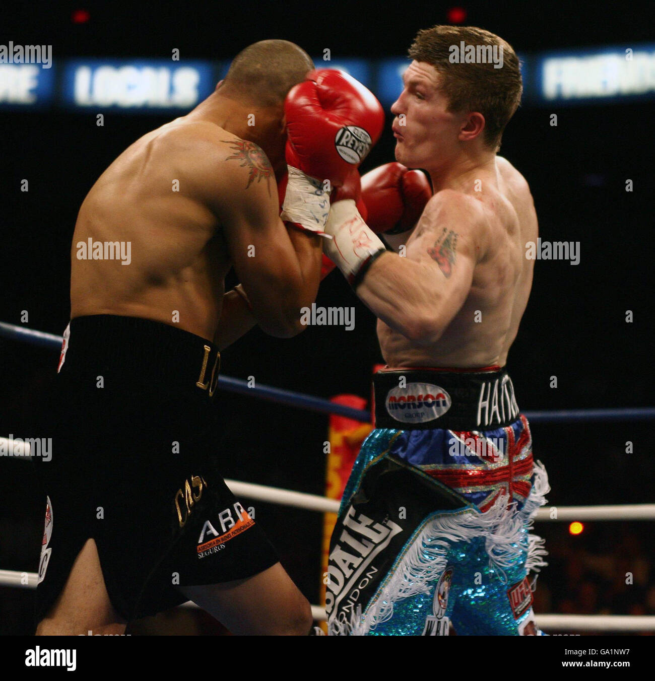 Boxing - Ricky Hatton v Jose Luis Castillo - Light Welterweight - Las ...