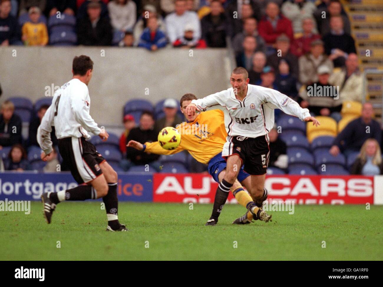 Luton towns russell perrett hi-res stock photography and images - Alamy