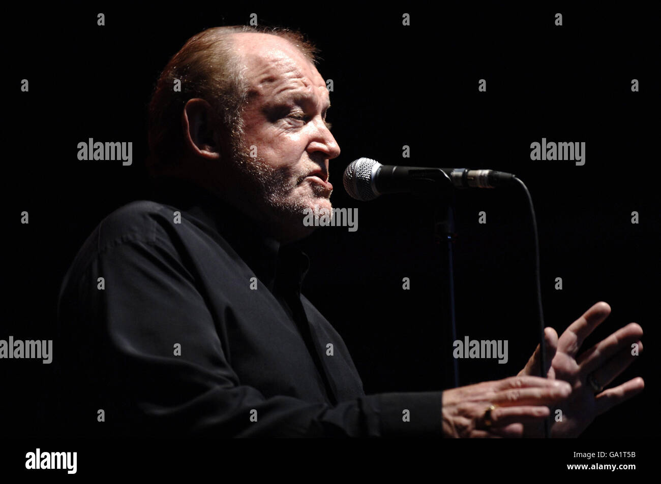 Joe Cocker in concert - London Stock Photo - Alamy