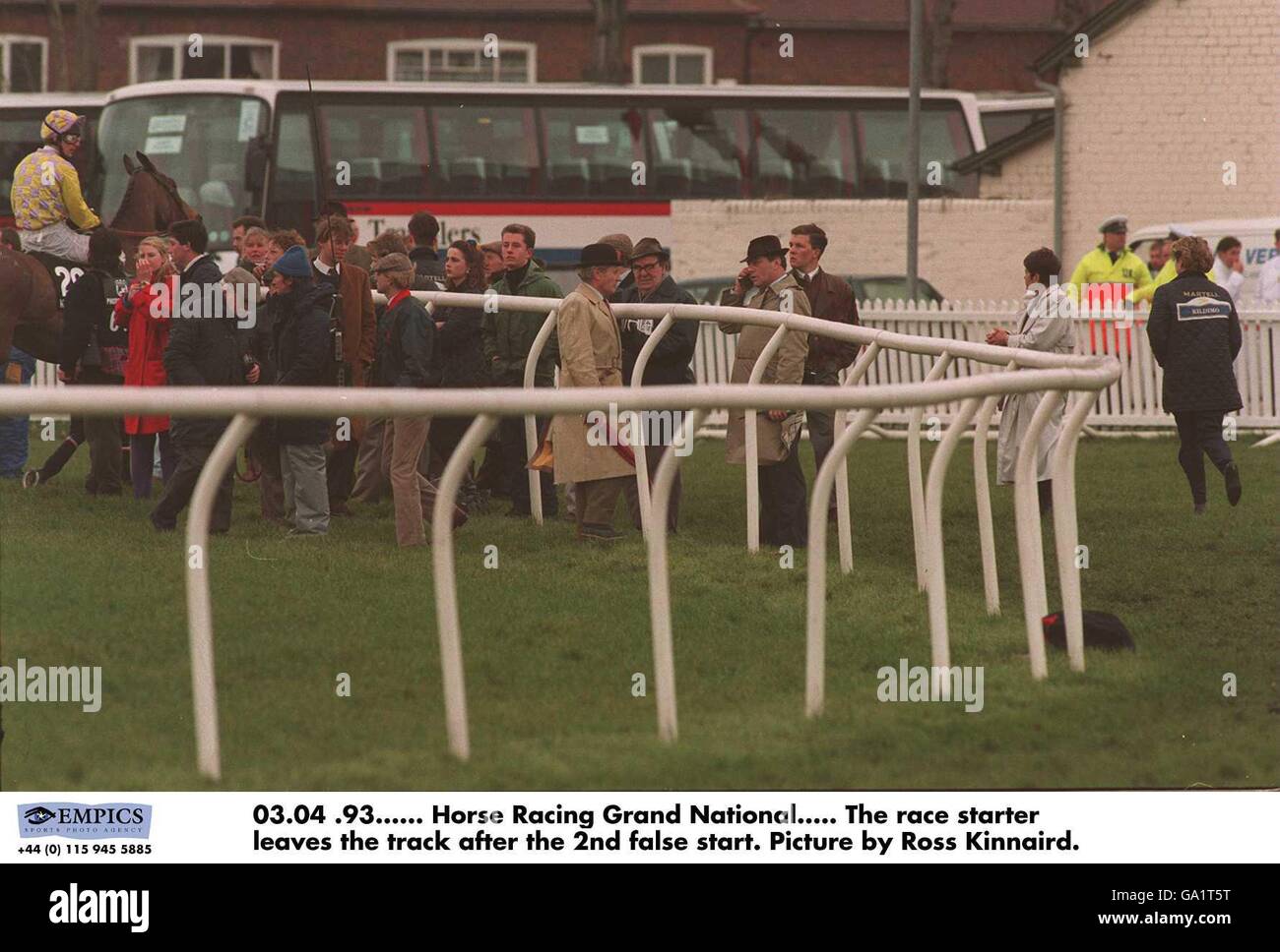The race starter leaves the track after the 2nd false start Stock Photo ...