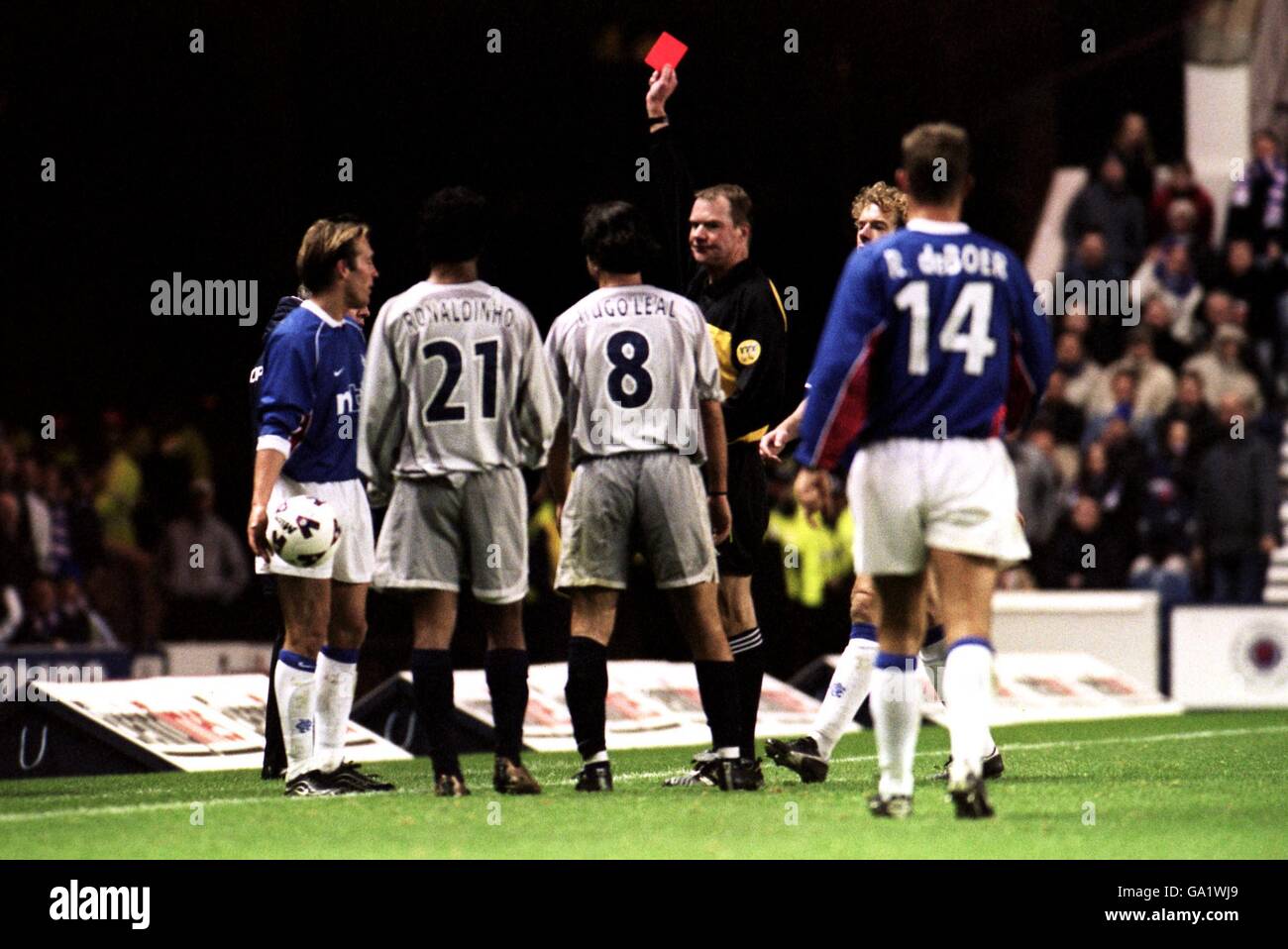 Paris saint germain football club card hi-res stock photography and ...
