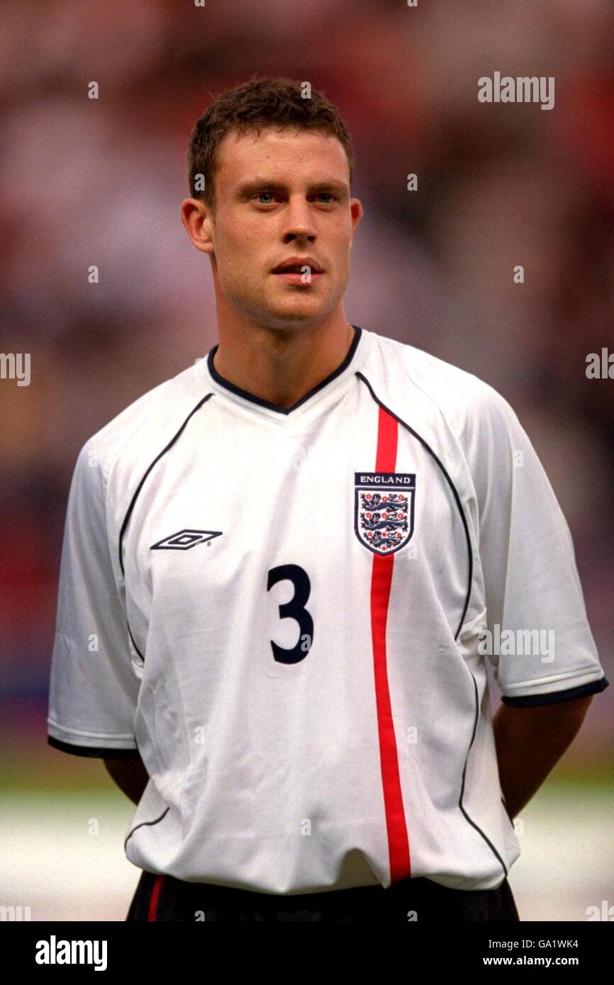 Wayne bridge england 2002 hi-res stock photography and images - Alamy