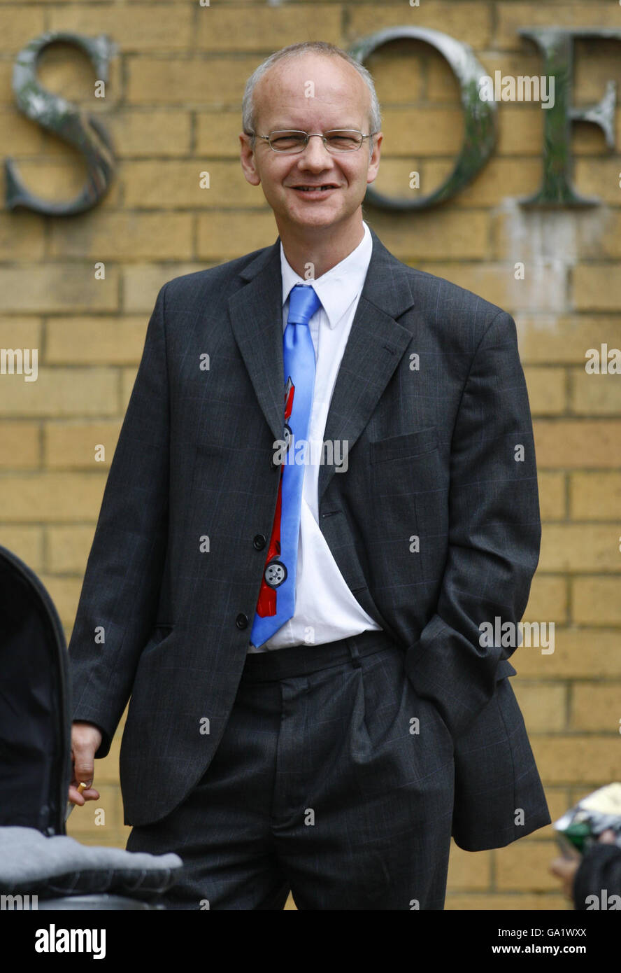 Neil Redrup, who set up a spy camera to secretly film a woman and two ...