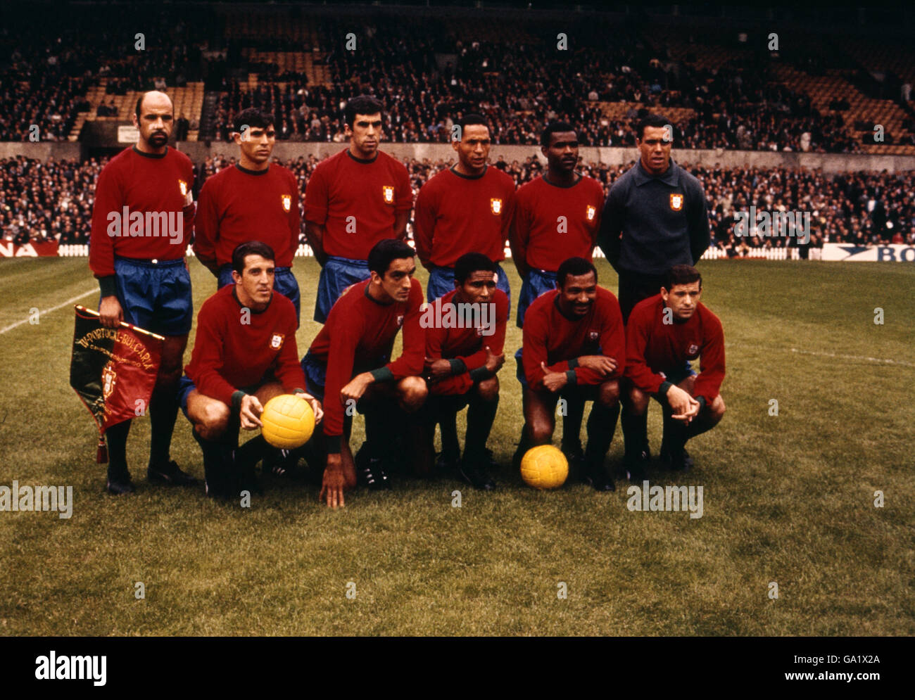 Portugal eusebio 1966 world cup High Resolution Stock Photography and ...