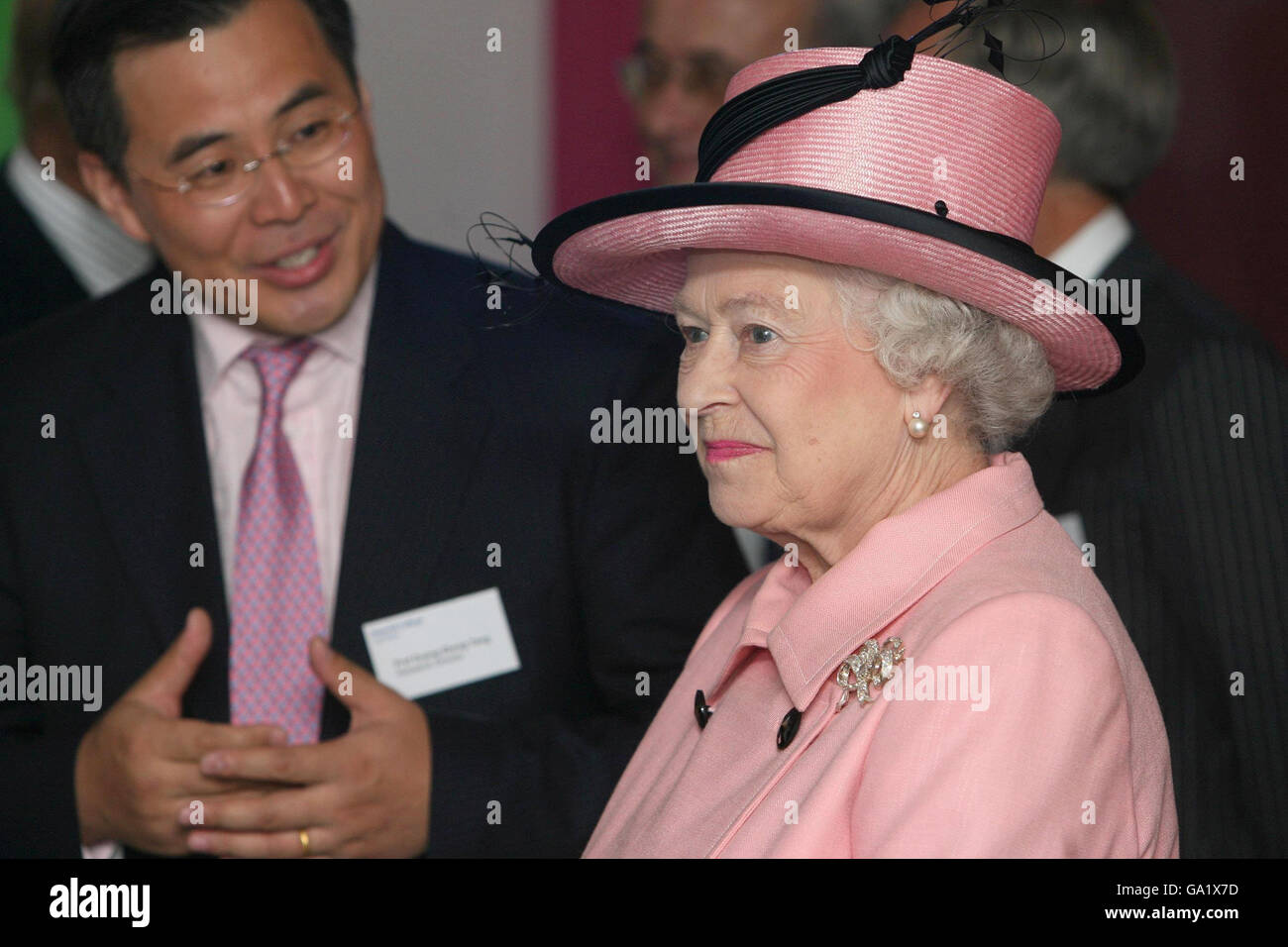 Queen visits imperial college hi-res stock photography and images - Alamy
