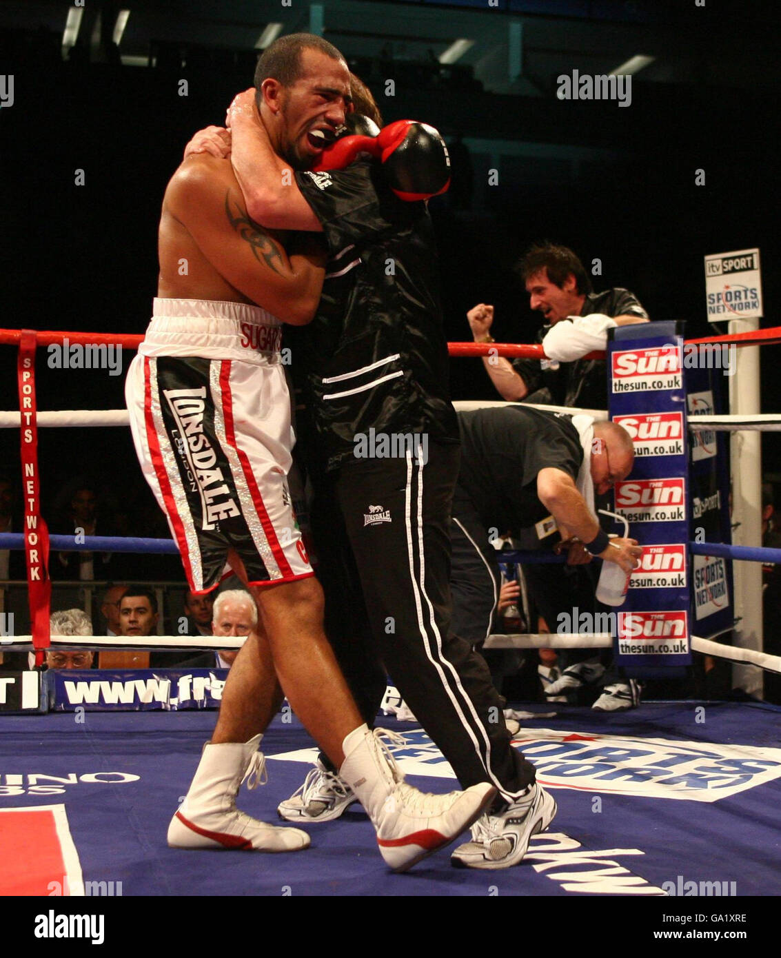 Light Middleweight Stock Photos & Light Middleweight Stock Images - Alamy