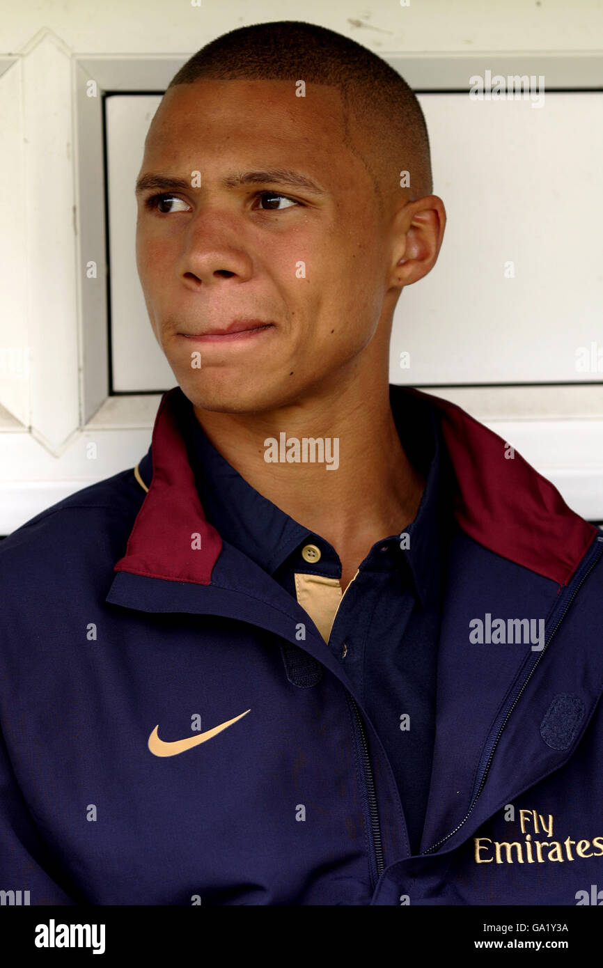 Soccer - Friendly - Barnet v Arsenal - Underhill Stadium. Kieran Gibbs ...