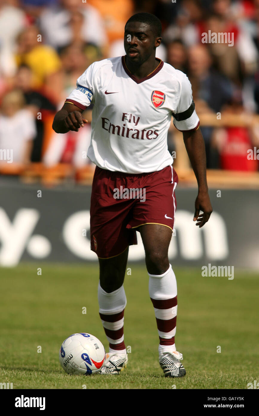 Soccer - Friendly - Barnet v Arsenal - Underhill Stadium. Kolo Toure ...