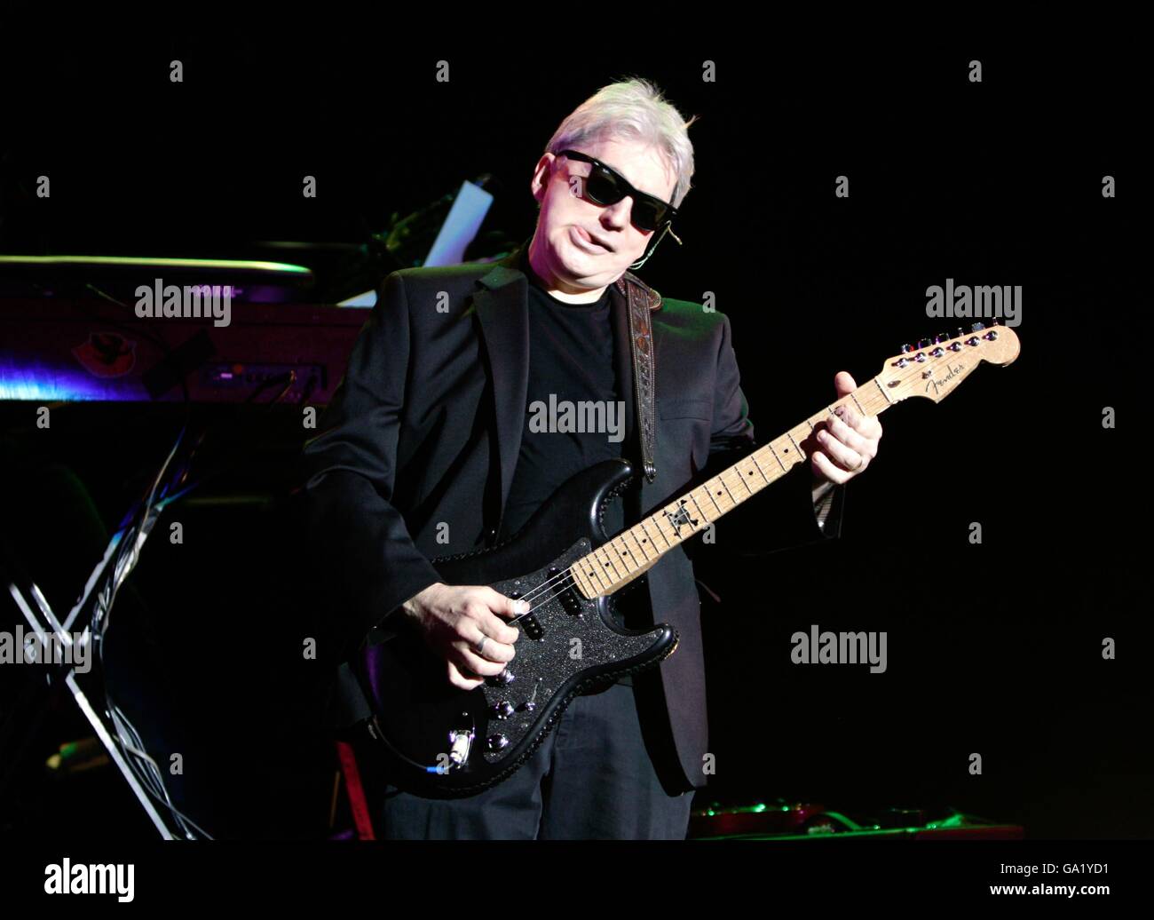 Chris stein live blondie hi-res stock photography and images - Alamy