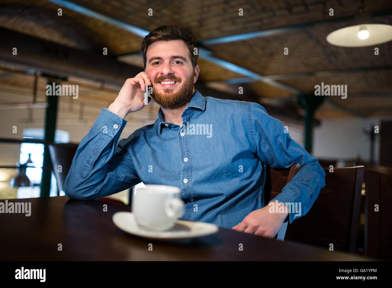 Customer talking phone man hi-res stock photography and images - Alamy