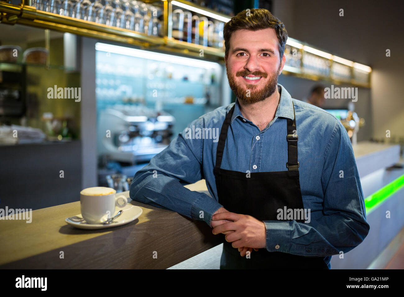 Coffee standing bar counter hi-res stock photography and images - Alamy