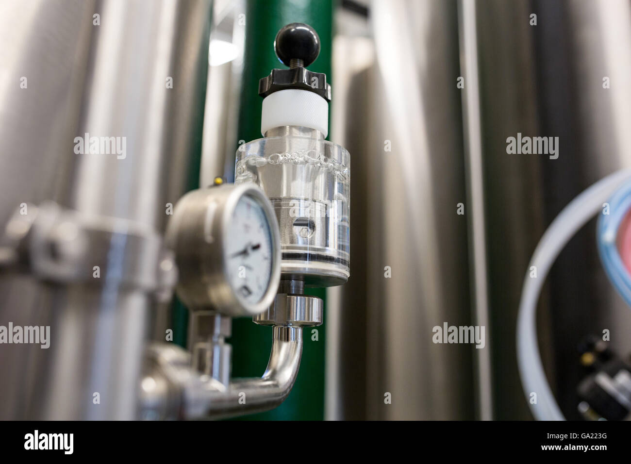 Part measurement hi-res stock photography and images - Alamy