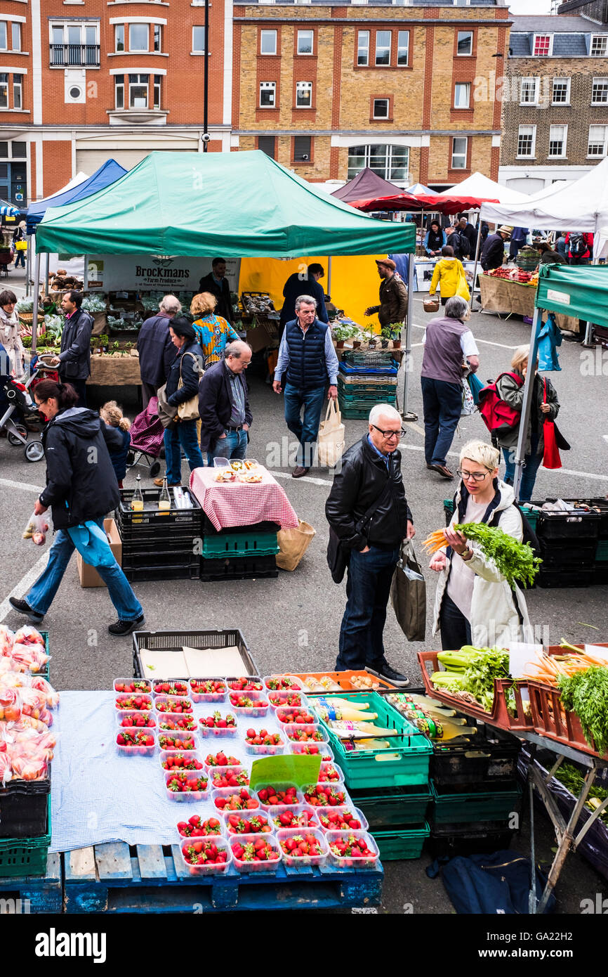 Farmers market british produce hi-res stock photography and images - Alamy